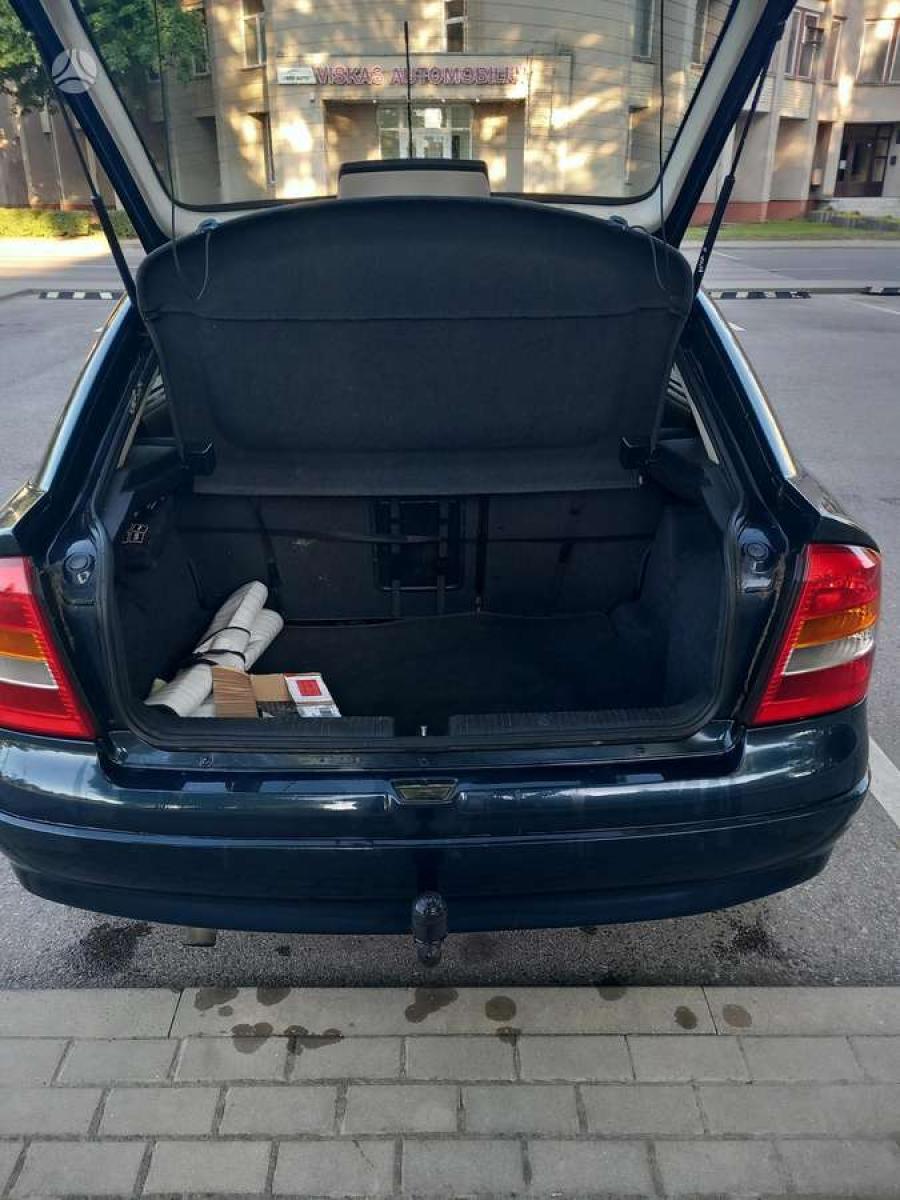 Blue Opel Astra 2002 in Kazlu Ruda, with an engine capacity of 1.69 L and mileage of 326 thousand km for 650 €, photo 6 on AUTOMOTO.COM.LV