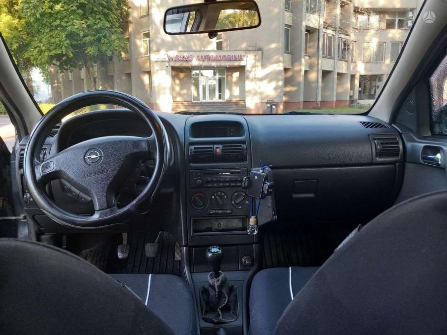 Blue Opel Astra 2002 in Kazlu Ruda, with an engine capacity of 1.69 L and mileage of 326 thousand km for 650 €, photo 7 on AUTOMOTO.COM.LV