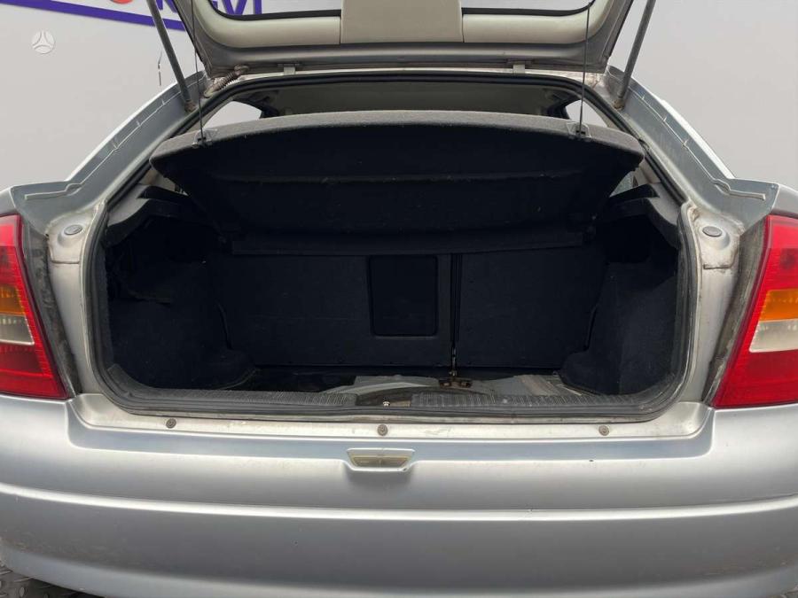 Zils Opel Astra 2002 Klaipėda, ar dzinēja tilpumu 2.00 L un nobraukumu 370 tūkst. km par 499 €, foto 11 vietnē AUTOMOTO.COM.LV