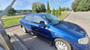 Blue Opel Astra 2002 in Riga, with an engine capacity of 1.60 L and mileage of 190 thousand km for 900 €, photo 3 on AUTOMOTO.COM.LV
