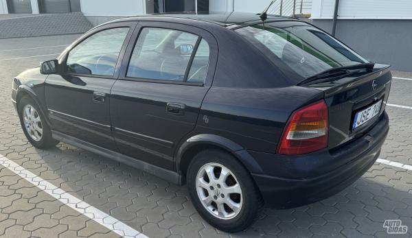 Zils Opel Astra 2003 Viļņa, ar dzinēja tilpumu 1.60 L un nobraukumu 240 tūkst. km par 900 €, foto 4 vietnē AUTOMOTO.COM.LV