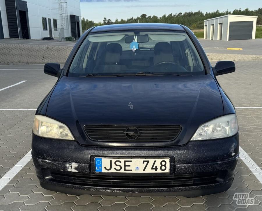 Blue Opel Astra 2003 in Vilnius, with an engine capacity of 1.60 L and mileage of 240 thousand km for 900 €, photo 6 on AUTOMOTO.COM.LV
