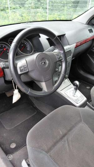 Zils Opel Astra 2004 Viļņa, ar dzinēja tilpumu 1.60 L un nobraukumu 269 tūkst. km par 1500 €, foto 10 vietnē AUTOMOTO.COM.LV