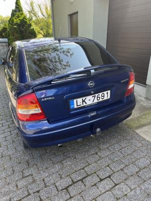Blue Opel Astra 2004 in Ventspils, with an engine capacity of 1.70 L and mileage of 291 thousand km for 1600 €, photo 5 on AUTOMOTO.COM.LV