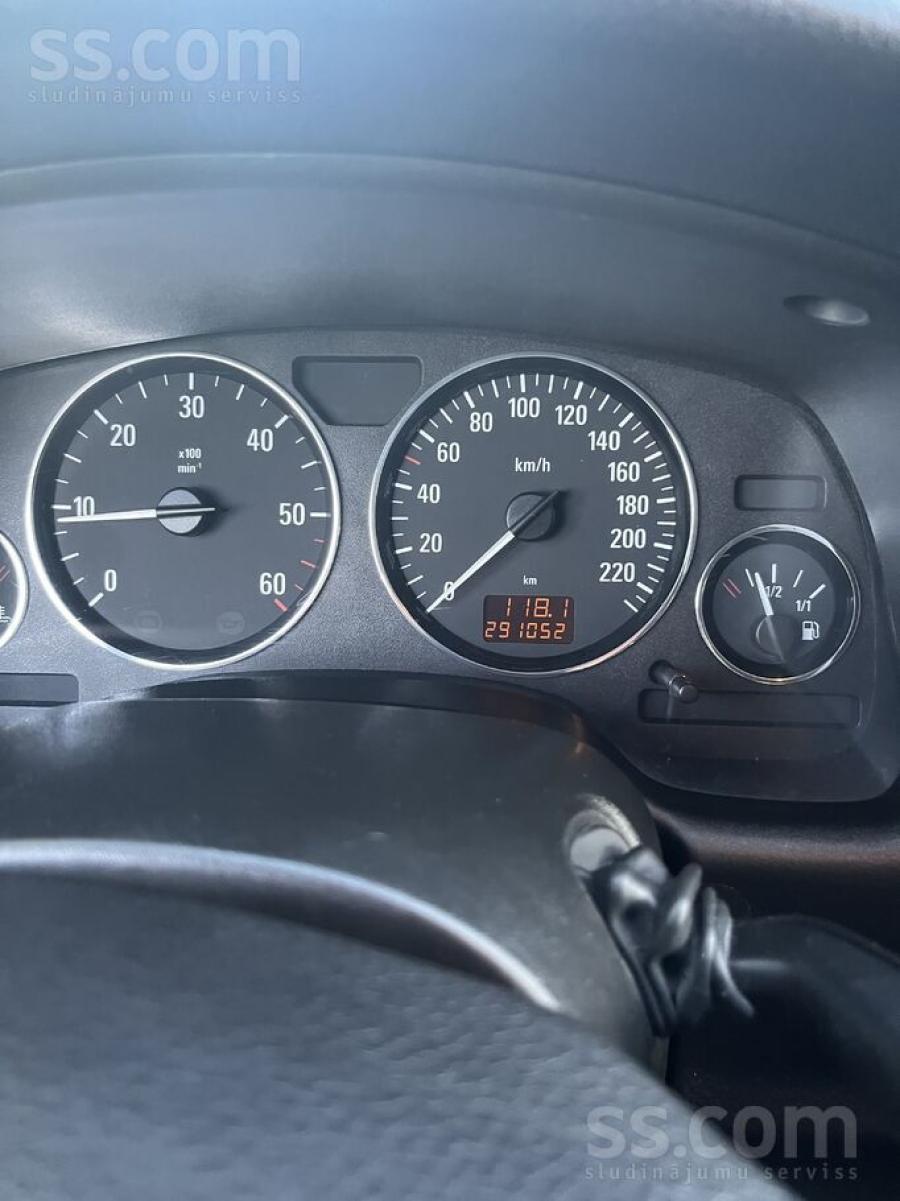 Blue Opel Astra 2004 in Ventspils, with an engine capacity of 1.70 L and mileage of 291 thousand km for 1600 €, photo 15 on AUTOMOTO.COM.LV
