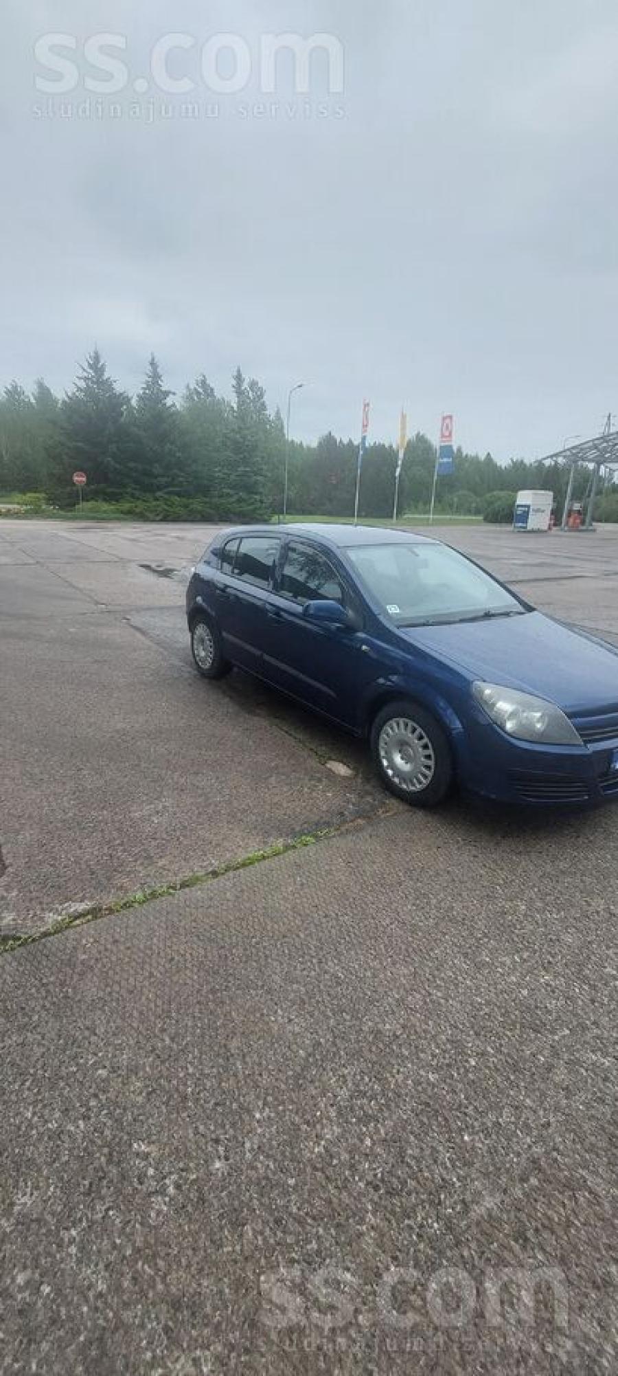 Zils Opel Astra 2005 Ogre, ar dzinēja tilpumu 1.60 L un nobraukumu 200 tūkst. km par 1100 €, foto 2 vietnē AUTOMOTO.COM.LV