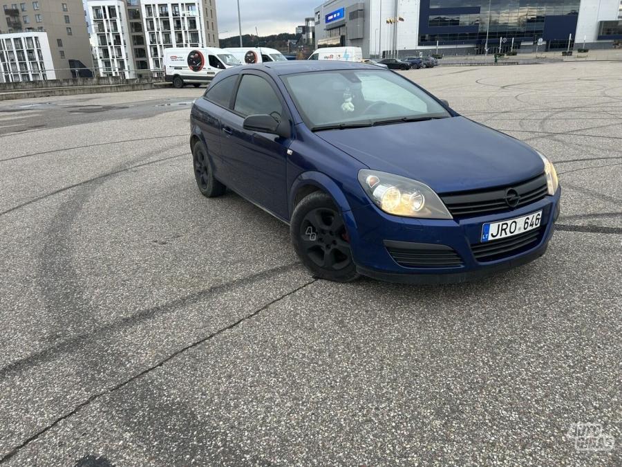 Blue Opel Astra 2005 in Taurage, with an engine capacity of 1.70 L and mileage of 250 thousand km for 900 €, photo 5 on AUTOMOTO.COM.LV
