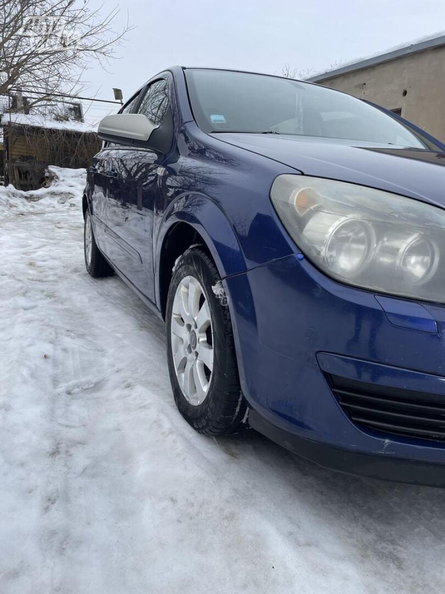 Zils Opel Astra 2005 Kauņa, ar dzinēja tilpumu 1.70 L un nobraukumu 298 tūkst. km par 750 €, foto 6 vietnē AUTOMOTO.COM.LV