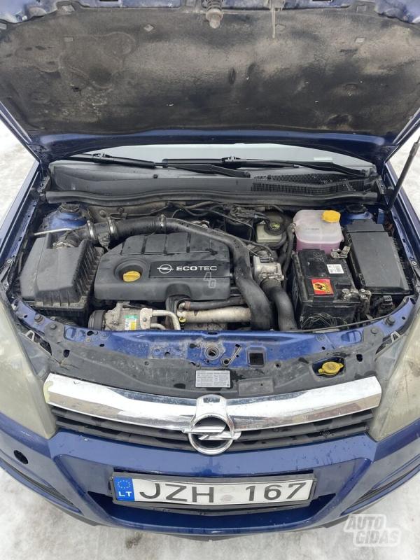 Blue Opel Astra 2005 in Kaunas, with an engine capacity of 1.70 L and mileage of 298 thousand km for 750 €, photo 7 on AUTOMOTO.COM.LV