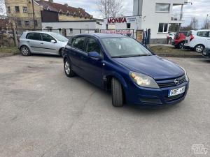 Blue Opel Astra 2005 in Siauliai, with an engine capacity of 1.70 L and mileage of 268 thousand km for 849 €, photo 4 on AUTOMOTO.COM.LV