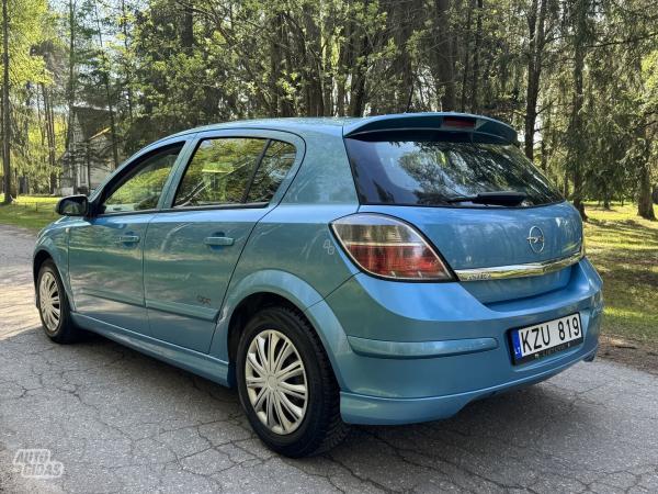 Zils Opel Astra 2005 Panevēža, ar dzinēja tilpumu 1.60 L un nobraukumu 231 tūkst. km par 1080 €, foto 8 vietnē AUTOMOTO.COM.LV