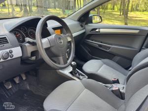 Zils Opel Astra 2005 Panevēža, ar dzinēja tilpumu 1.60 L un nobraukumu 231 tūkst. km par 1080 €, foto 12 vietnē AUTOMOTO.COM.LV