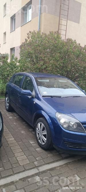 Zils Opel Astra 2005 Liepāja, ar dzinēja tilpumu 1.80 L un nobraukumu 0 tūkst. km par 1200 €, foto 3 vietnē AUTOMOTO.COM.LV