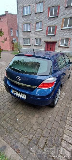 Zils Opel Astra 2005 Liepāja, ar dzinēja tilpumu 1.80 L un nobraukumu 0 tūkst. km par 1200 €, foto 5 vietnē AUTOMOTO.COM.LV