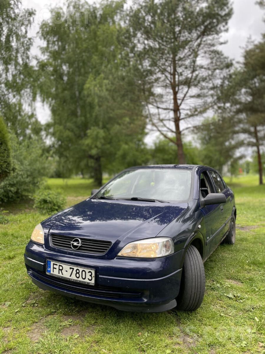 Zils Opel Astra 2005 Jelgava, ar dzinēja tilpumu 1.40 L un nobraukumu 166 tūkst. km par 1200 €, foto 1 vietnē AUTOMOTO.COM.LV