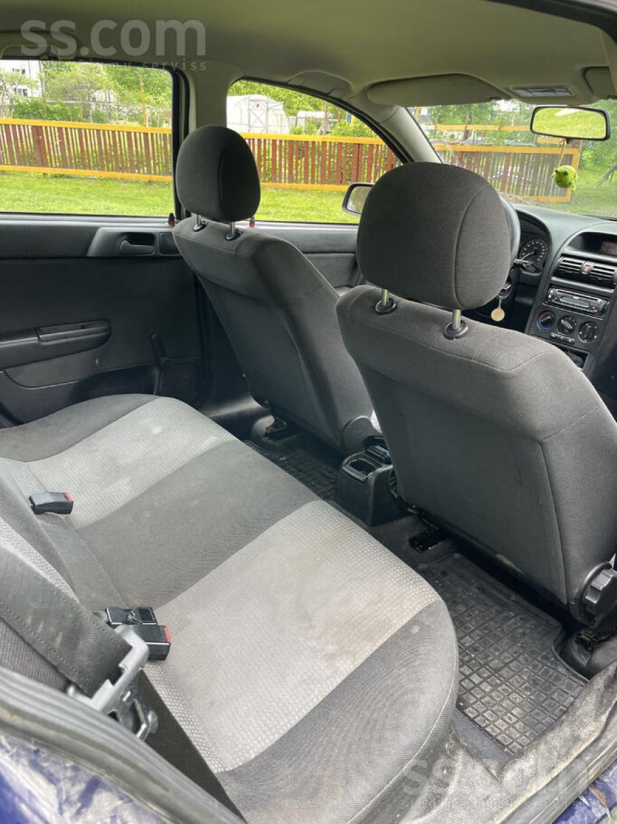 Zils Opel Astra 2005 Jelgava, ar dzinēja tilpumu 1.40 L un nobraukumu 166 tūkst. km par 1200 €, foto 5 vietnē AUTOMOTO.COM.LV