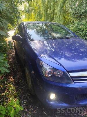 Zils Opel Astra 2005 Rīga, ar dzinēja tilpumu 1.90 L un nobraukumu 280 tūkst. km par 3500 €, foto 4 vietnē AUTOMOTO.COM.LV