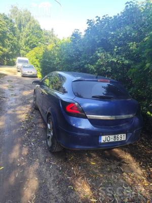 Zils Opel Astra 2005 Rīga, ar dzinēja tilpumu 1.90 L un nobraukumu 280 tūkst. km par 3500 €, foto 5 vietnē AUTOMOTO.COM.LV