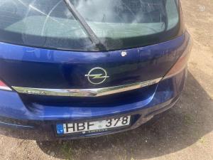 Zils Opel Astra 2005 Telšiai, ar dzinēja tilpumu 1.69 L un nobraukumu 268 tūkst. km par 1000 €, foto 6 vietnē AUTOMOTO.COM.LV