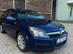 Zils Opel Astra 2005 Rīga, ar dzinēja tilpumu 1.70 L un nobraukumu 284 tūkst. km par 2000 €, foto  vietnē AUTOMOTO.COM.LV