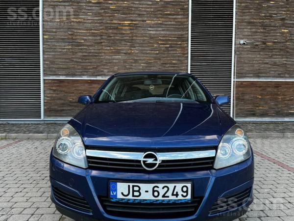 Zils Opel Astra 2005 Rīga, ar dzinēja tilpumu 1.70 L un nobraukumu 284 tūkst. km par 2000 €, foto 2 vietnē AUTOMOTO.COM.LV