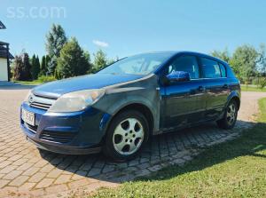 Blue Opel Astra 2005 in Ventspils, with an engine capacity of 1.70 L and mileage of 355 thousand km for 400 €, photo  on AUTOMOTO.COM.LV