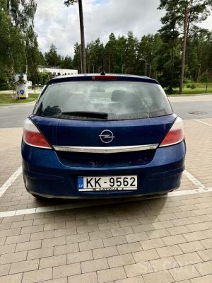 Zils Opel Astra 2005 Rīga, ar dzinēja tilpumu 1.80 L un nobraukumu 218 tūkst. km par 1250 €, foto 5 vietnē AUTOMOTO.COM.LV