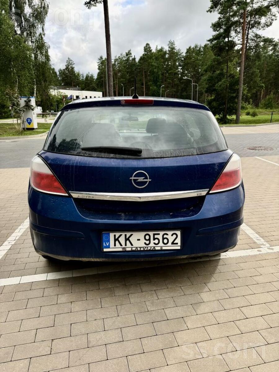 Zils Opel Astra 2005 Rīga, ar dzinēja tilpumu 1.80 L un nobraukumu 218 tūkst. km par 1250 €, foto 5 vietnē AUTOMOTO.COM.LV