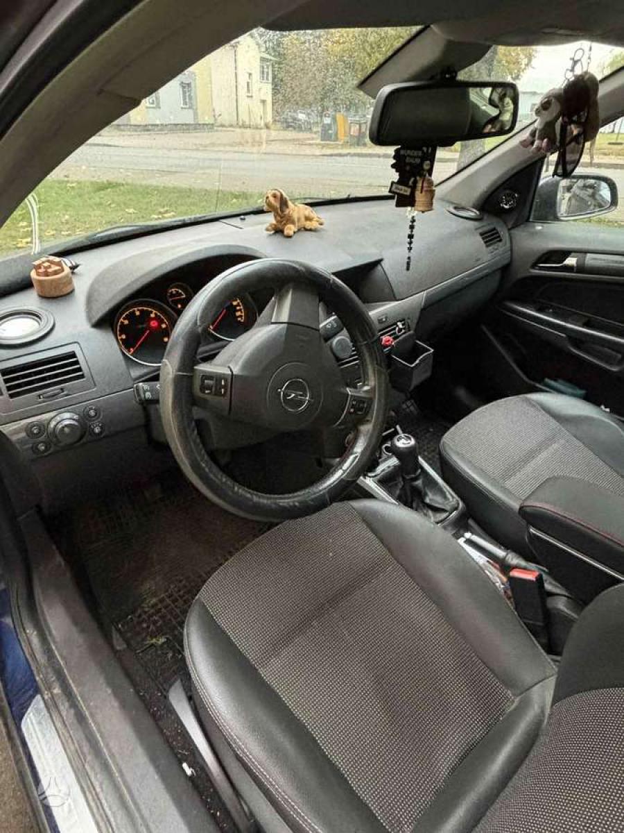 Zils Opel Astra 2005 Šilalė, ar dzinēja tilpumu 1.69 L un nobraukumu 289 tūkst. km par 850 €, foto 3 vietnē AUTOMOTO.COM.LV
