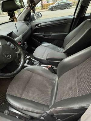 Zils Opel Astra 2005 Šilalė, ar dzinēja tilpumu 1.69 L un nobraukumu 289 tūkst. km par 850 €, foto 4 vietnē AUTOMOTO.COM.LV