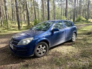 Zils Opel Astra 2005 Rīga, ar dzinēja tilpumu 1.80 L un nobraukumu 219 tūkst. km par 1000 €, foto 3 vietnē AUTOMOTO.COM.LV
