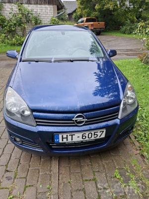 Zils Opel Astra 2005 Valmiera, ar dzinēja tilpumu 1.50 L un nobraukumu 252 tūkst. km par 500 €, foto 4 vietnē AUTOMOTO.COM.LV