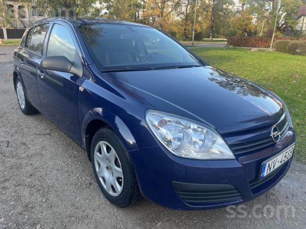 Blue Opel Astra 2006 in Jelgava, with an engine capacity of 1.60 L and mileage of 147 thousand km for 1380 €, photo 5 on AUTOMOTO.COM.LV