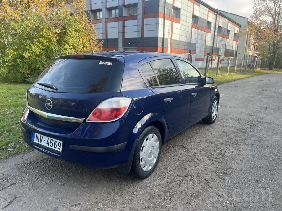 Zils Opel Astra 2006 Jelgava, ar dzinēja tilpumu 1.60 L un nobraukumu 147 tūkst. km par 1380 €, foto 17 vietnē AUTOMOTO.COM.LV