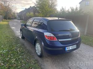 Zils Opel Astra 2006 Jelgava, ar dzinēja tilpumu 1.60 L un nobraukumu 147 tūkst. km par 1380 €, foto 18 vietnē AUTOMOTO.COM.LV