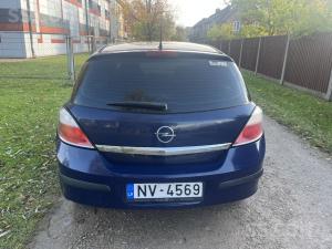 Zils Opel Astra 2006 Jelgava, ar dzinēja tilpumu 1.60 L un nobraukumu 147 tūkst. km par 1380 €, foto 19 vietnē AUTOMOTO.COM.LV