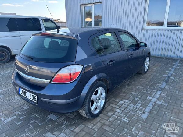 Zils Opel Astra 2006 Gargždai, ar dzinēja tilpumu 1.20 L un nobraukumu 253 tūkst. km par 950 €, foto 7 vietnē AUTOMOTO.COM.LV
