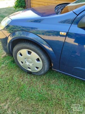Zils Opel Astra 2006 Vilkaviškis, ar dzinēja tilpumu 1.90 L un nobraukumu 365 tūkst. km par 1500 €, foto 4 vietnē AUTOMOTO.COM.LV