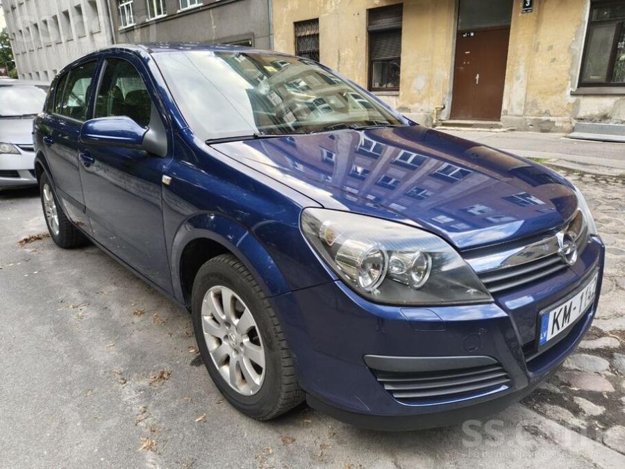 Zils Opel Astra 2006 Rīga, ar dzinēja tilpumu 1.80 L un nobraukumu 192 tūkst. km par 1500 €, foto 1 vietnē AUTOMOTO.COM.LV