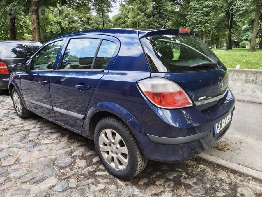 Zils Opel Astra 2006 Rīga, ar dzinēja tilpumu 1.80 L un nobraukumu 192 tūkst. km par 1500 €, foto 4 vietnē AUTOMOTO.COM.LV