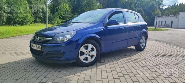 Blue Opel Astra 2006 in Jelgava, with an engine capacity of 1.60 L and mileage of 380 thousand km for 1550 €, photo 1 on AUTOMOTO.COM.LV