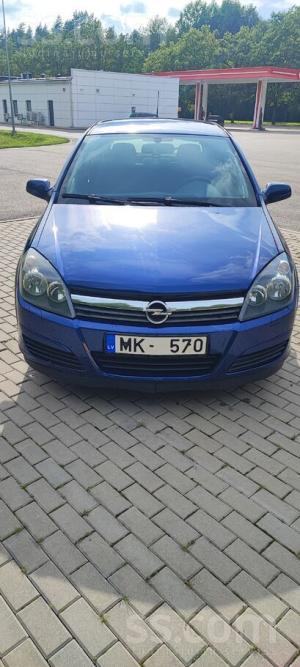 Blue Opel Astra 2006 in Jelgava, with an engine capacity of 1.60 L and mileage of 380 thousand km for 1550 €, photo 3 on AUTOMOTO.COM.LV