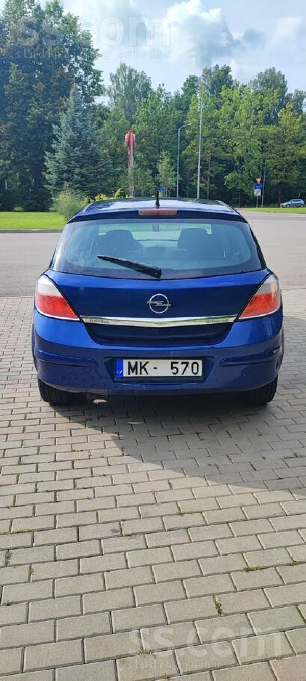 Blue Opel Astra 2006 in Jelgava, with an engine capacity of 1.60 L and mileage of 380 thousand km for 1550 €, photo 6 on AUTOMOTO.COM.LV