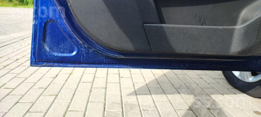 Blue Opel Astra 2006 in Jelgava, with an engine capacity of 1.60 L and mileage of 380 thousand km for 1550 €, photo 15 on AUTOMOTO.COM.LV