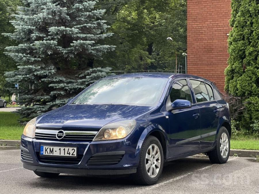 Zils Opel Astra 2006 Rīga, ar dzinēja tilpumu 1.80 L un nobraukumu 192 tūkst. km par 1500 €, foto 1 vietnē AUTOMOTO.COM.LV