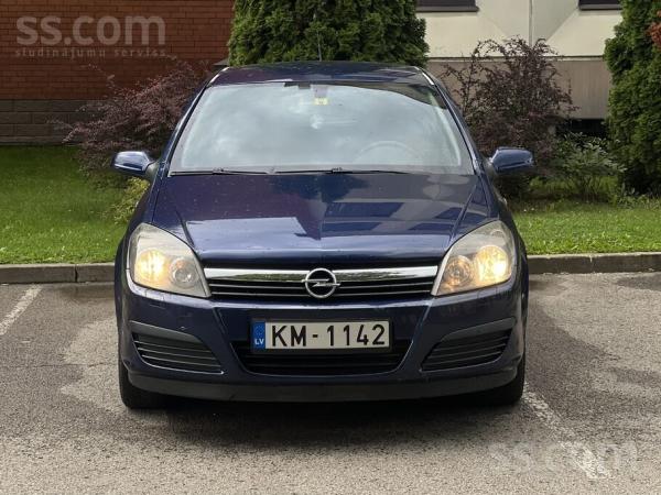 Zils Opel Astra 2006 Rīga, ar dzinēja tilpumu 1.80 L un nobraukumu 192 tūkst. km par 1500 €, foto 2 vietnē AUTOMOTO.COM.LV