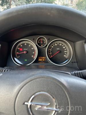 Zils Opel Astra 2006 Rīga, ar dzinēja tilpumu 1.60 L un nobraukumu 289 tūkst. km par 1600 €, foto 6 vietnē AUTOMOTO.COM.LV