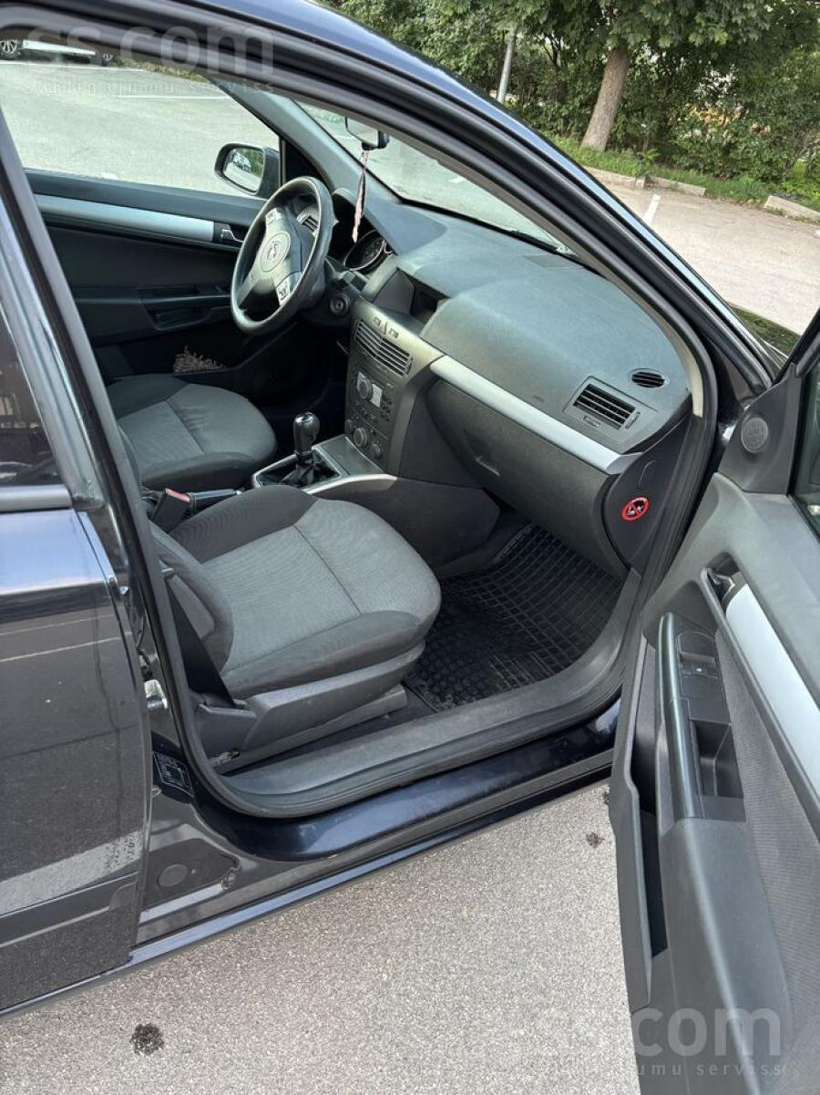 Zils Opel Astra 2006 Rīga, ar dzinēja tilpumu 1.60 L un nobraukumu 289 tūkst. km par 1600 €, foto 19 vietnē AUTOMOTO.COM.LV