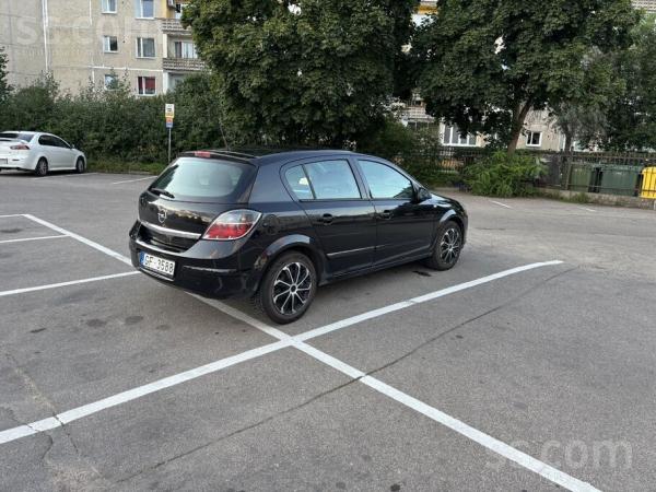 Zils Opel Astra 2006 Rīga, ar dzinēja tilpumu 1.60 L un nobraukumu 289 tūkst. km par 1450 €, foto 5 vietnē AUTOMOTO.COM.LV