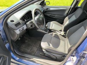 Blue Opel Astra 2006 in Vilnius, with an engine capacity of 1.80 L and mileage of 160 thousand km for 950 €, photo 9 on AUTOMOTO.COM.LV